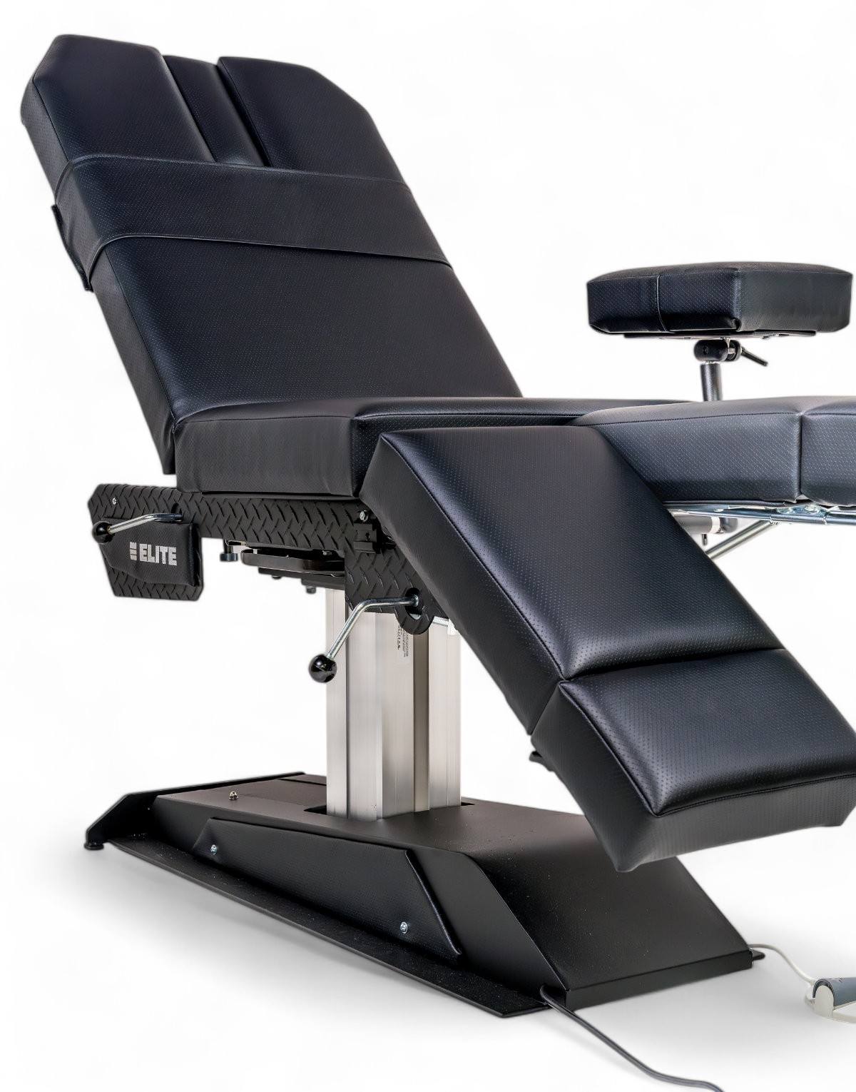 Universal Table – Elite Chiropractic Tables